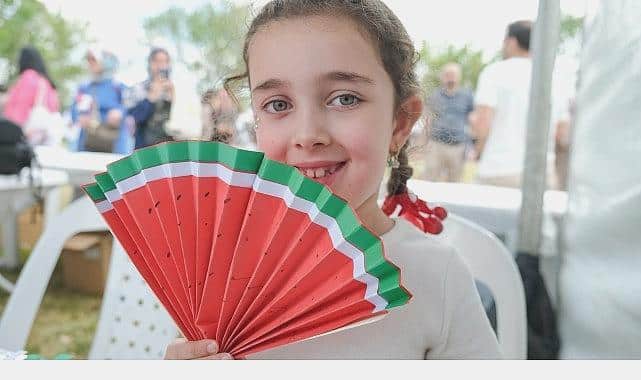 Büyükşehir, İzmit'i bayram yerine çevirdi | Ayancık Gazetesi